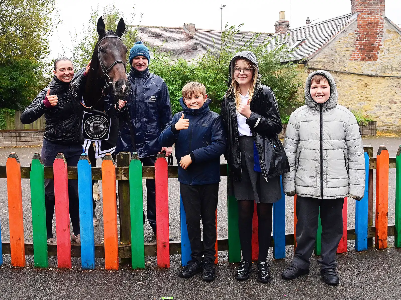 Wincanton school pupils enjoy visit from star racehorse Frodon | The ...