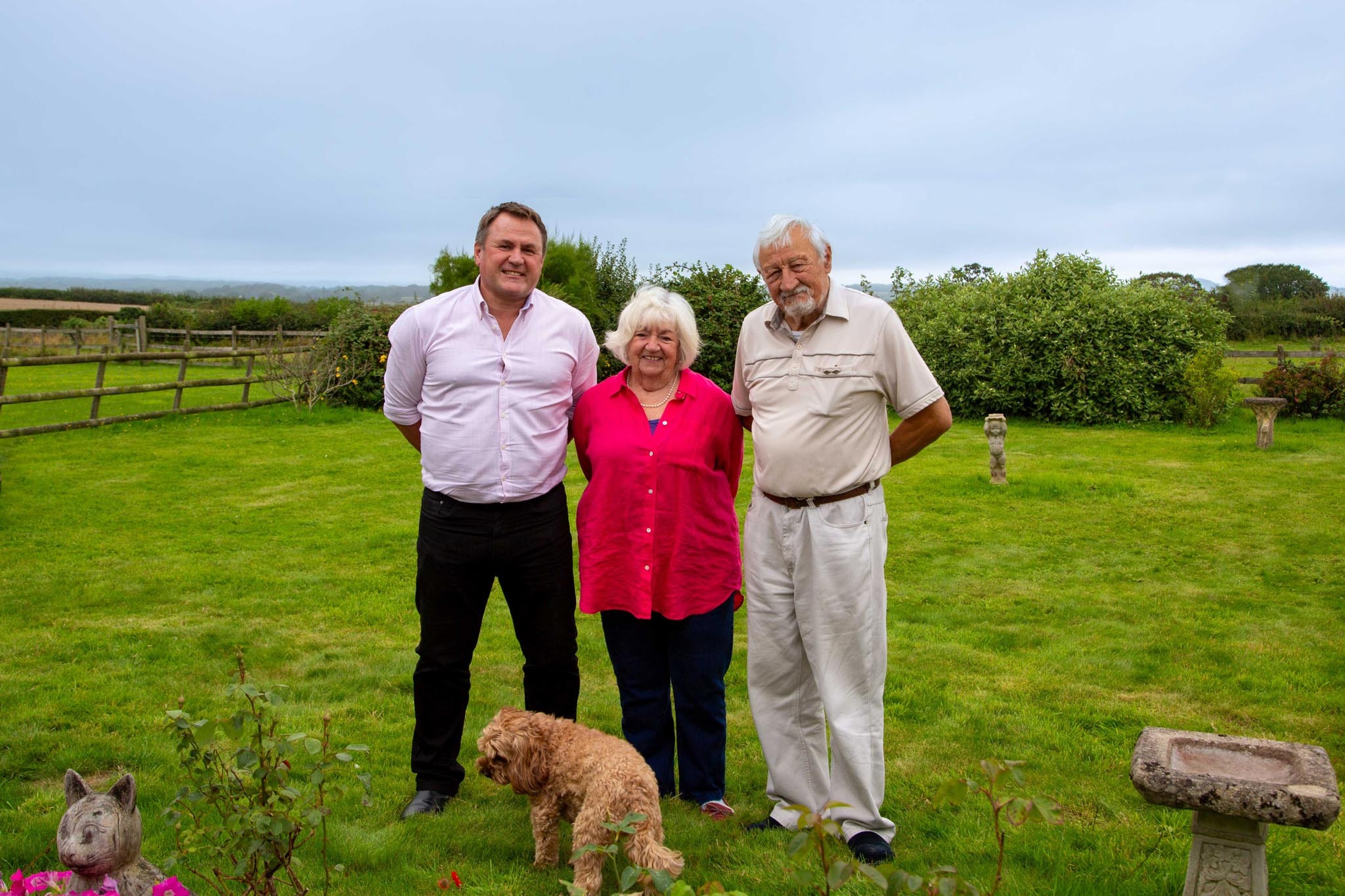 Superfast broadband reaches Bishop's Caundle - delighting Brian, Stella ...