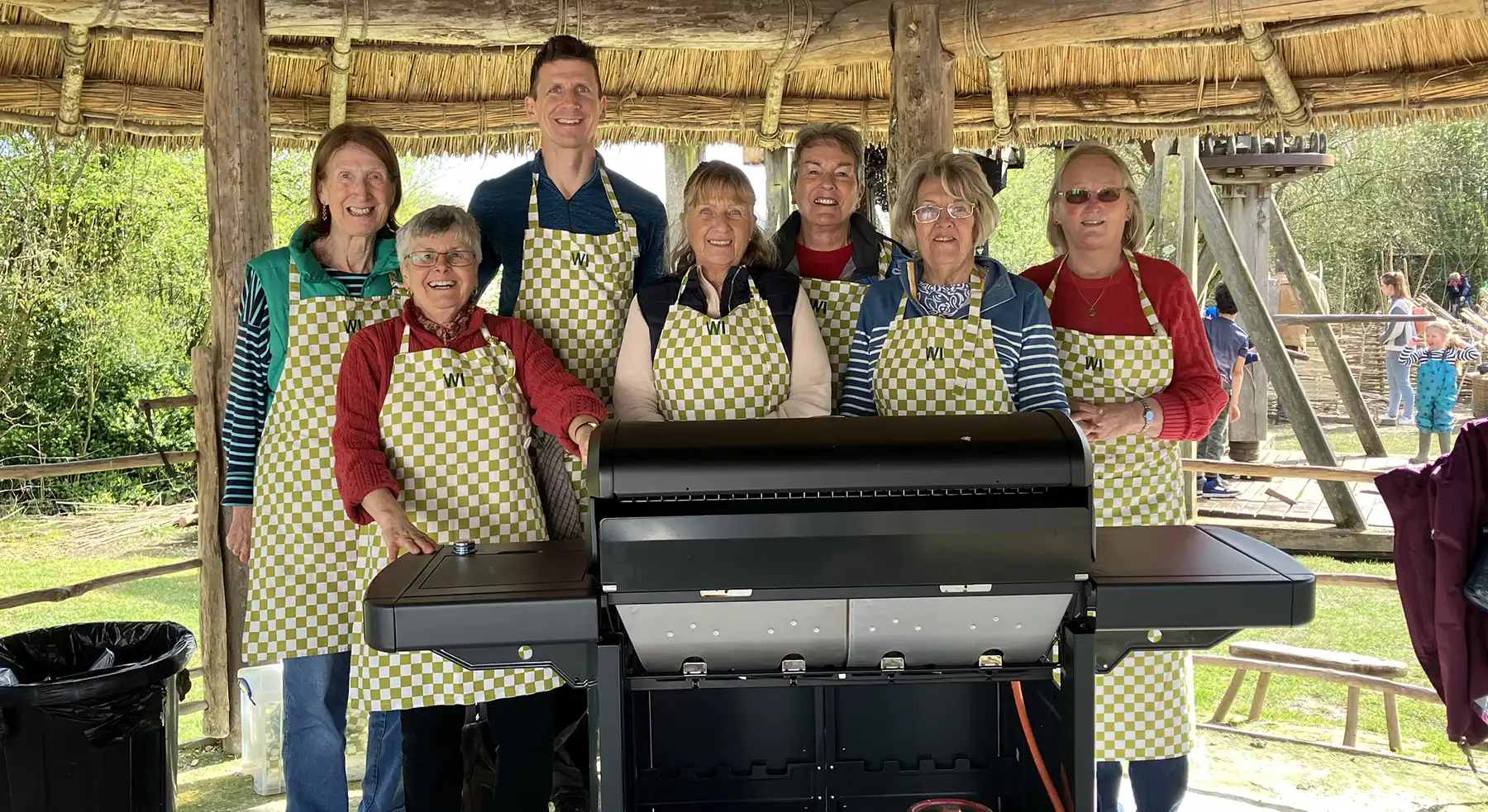 Vikings, Romans and Celts enjoy WI barbecue burgers at Dorset event ...