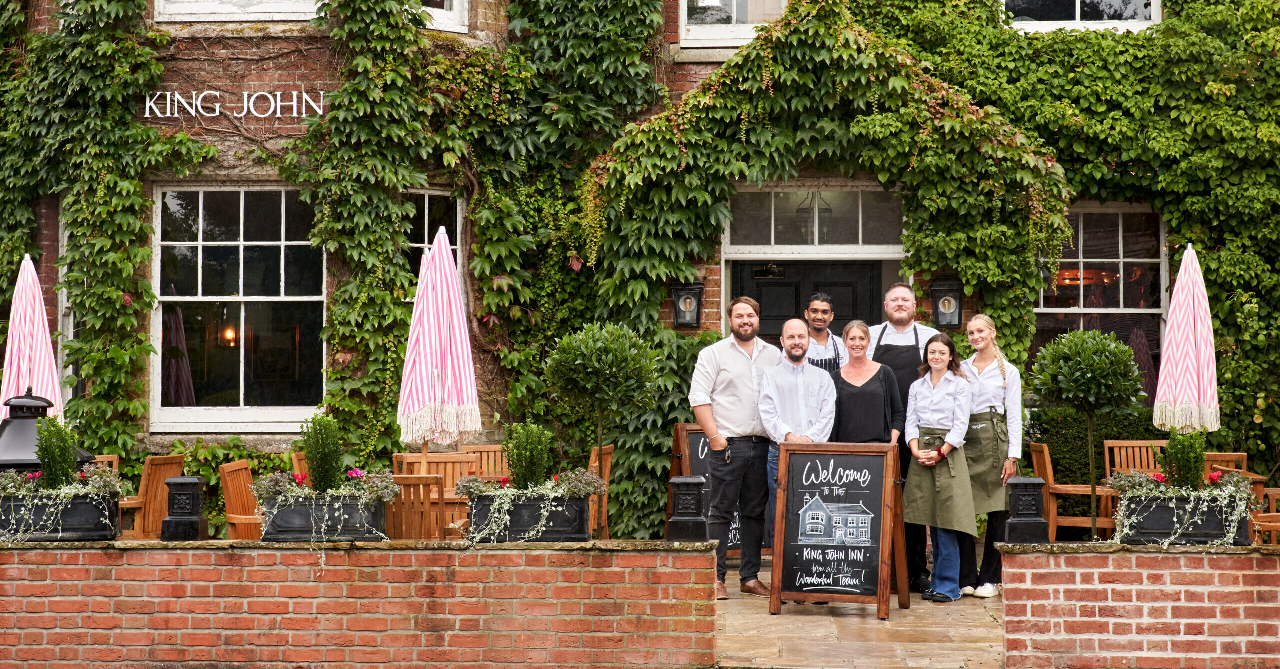 New-look Dorset countryside inn re-opens following refurbishment | The ...