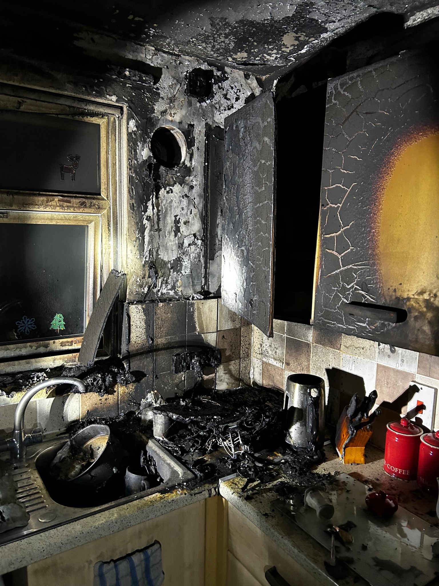 Warning for air fryer users before Christmas after fire tears through ...
