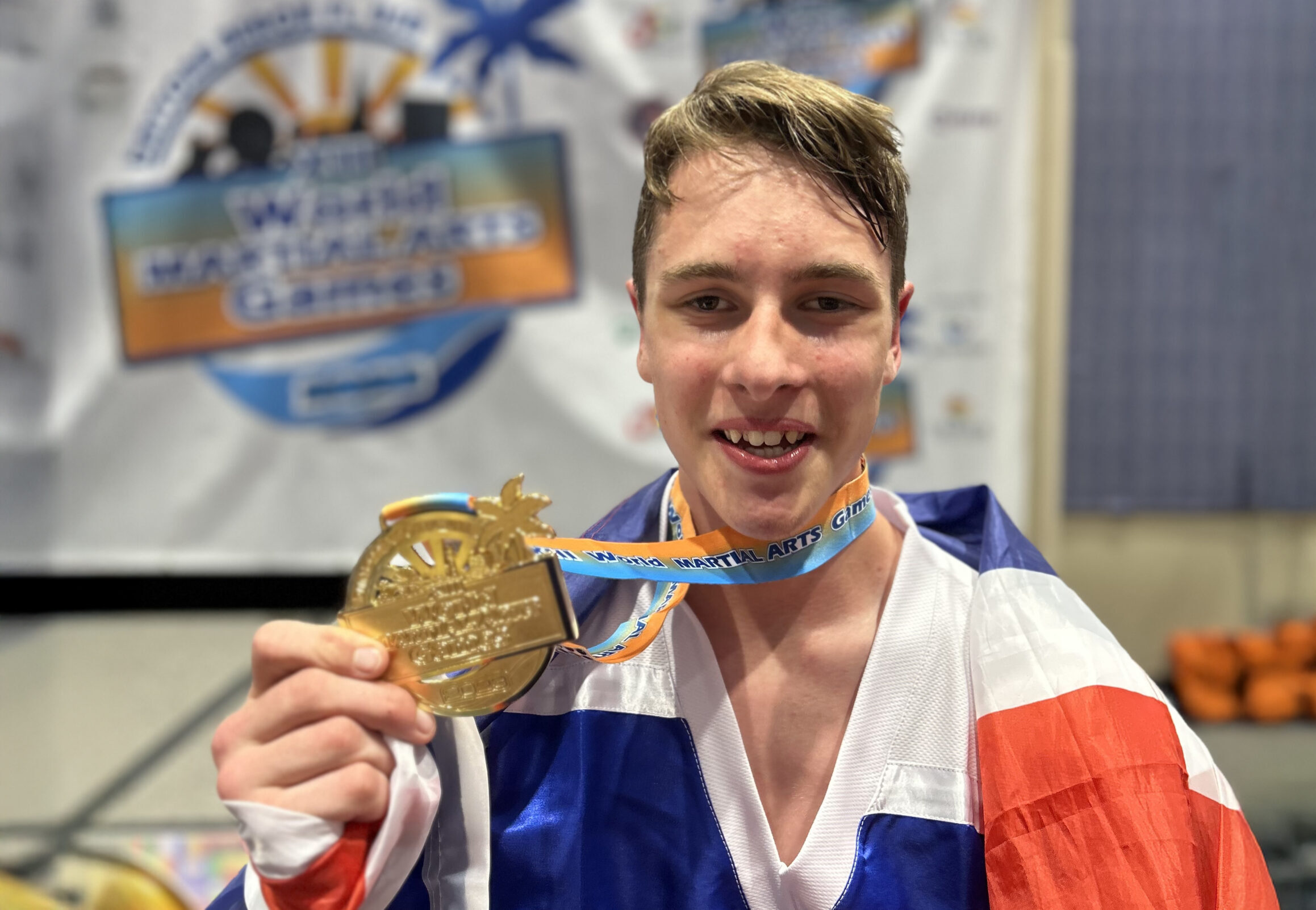 El alumno de Bryanston llamó al equipo de artes marciales de GB solo ...