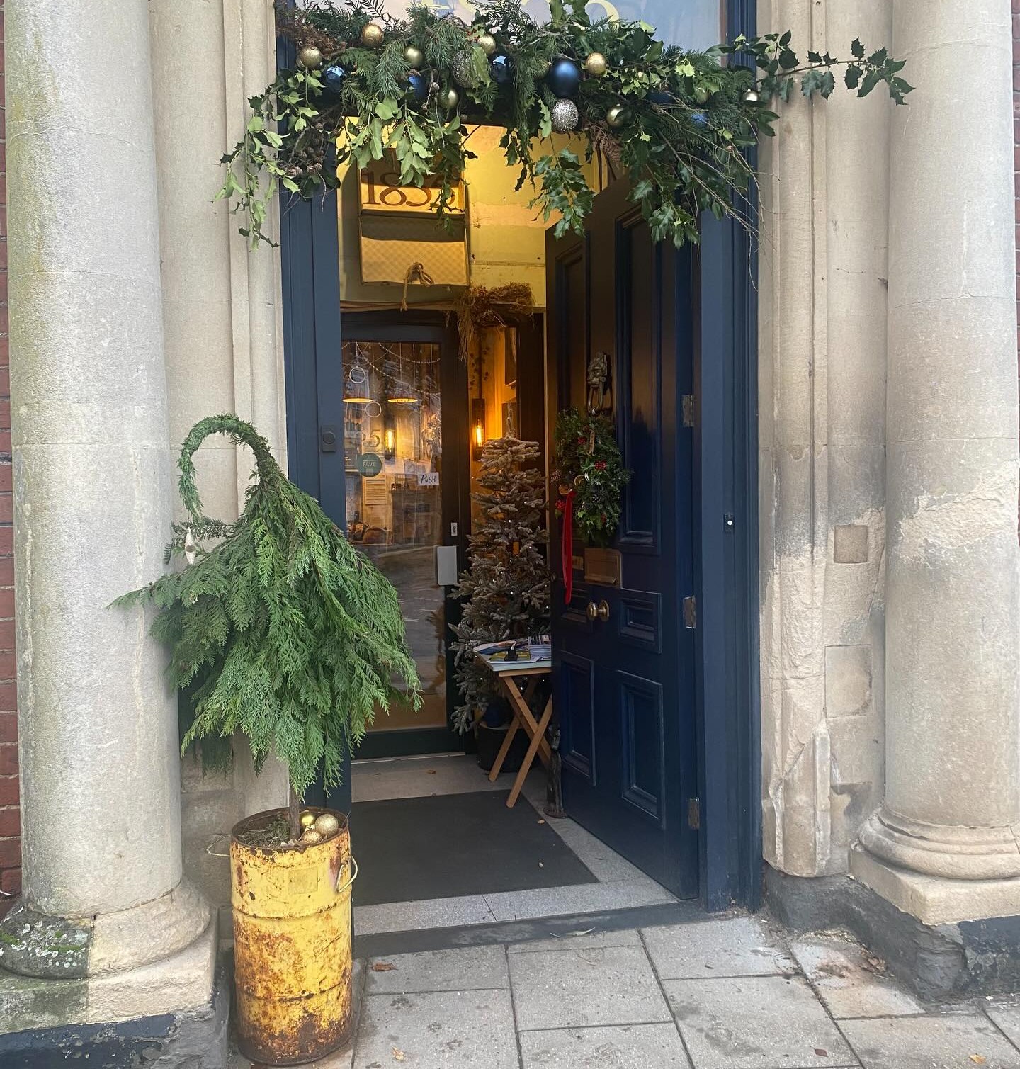 Sturminster Newton retailer reports third attack on festive display ...